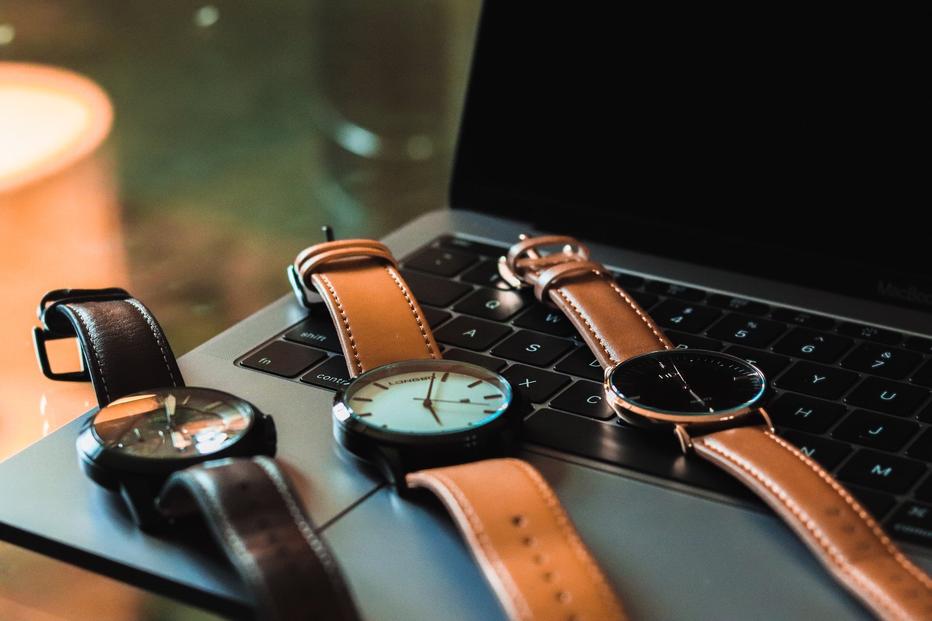 Understanding Different Watch Band Materials and Styles – BluShark Straps